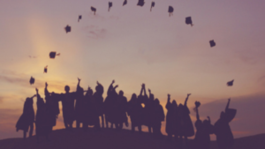 Perfect Graduate Job: 7 Smart Job Search Tips for Newly Graduates